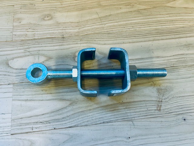 Ferrure réglable 30 cm avec œillet Ø 19 mm pour barrière, galvanisé à ...